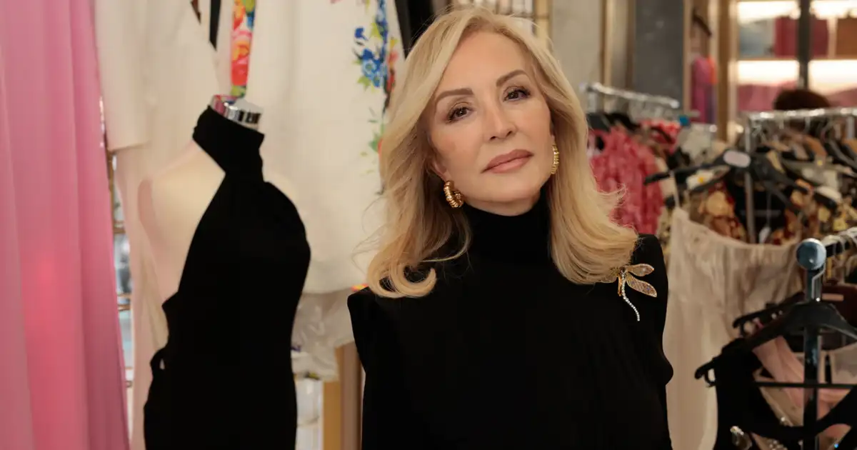 El look rockero de Carmen Lomana que moderniza tus estilimos +50