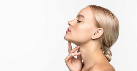 Cómo acabar con la papada que se le llama también tecnológica