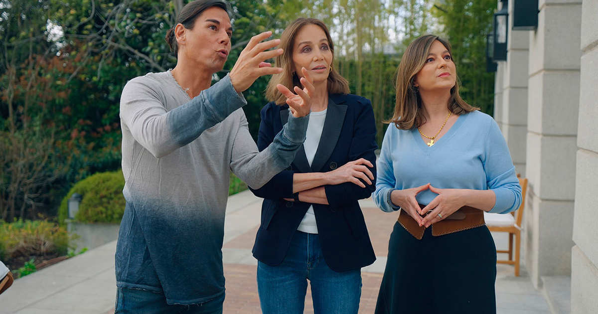 Julio Iglesias Jr. y Chábeli transforman por sorpresa el jardín de ...