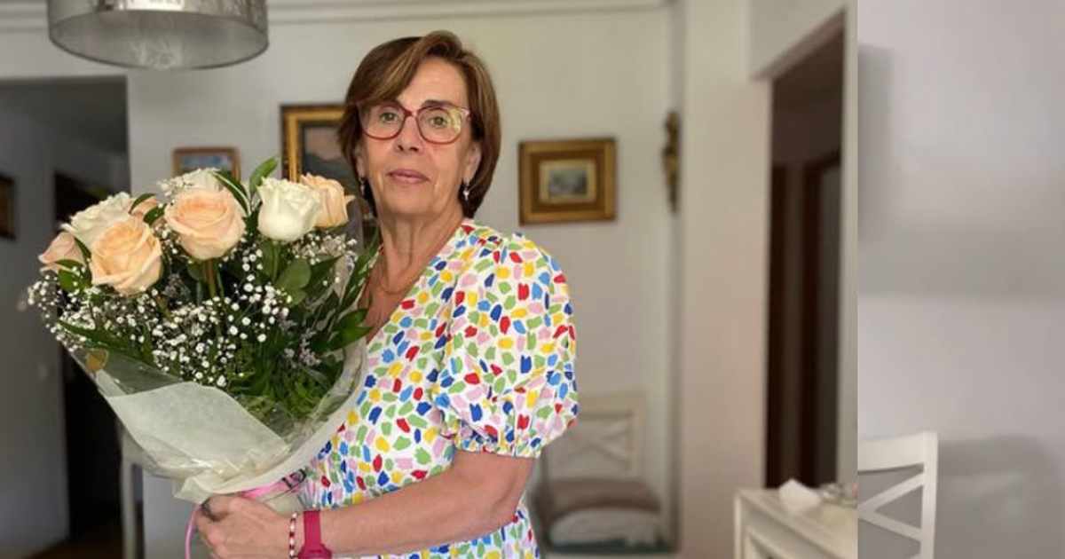 Entramos en la tradicional casa de Merchi Bernal en Sevilla, cargada de imágenes de Anabel Pantoja