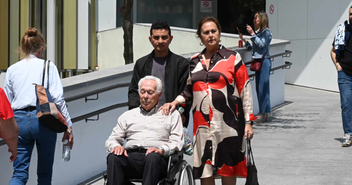 Última hora sobre el estado de salud de Curro Romero: abandona el hospital junto a Carmen Tello