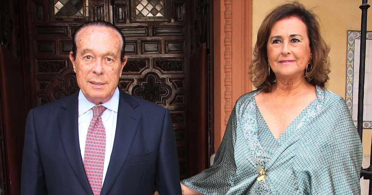 El torero Curro Romero, ingresado de urgencia tan solo 4 días después de recibir el alta