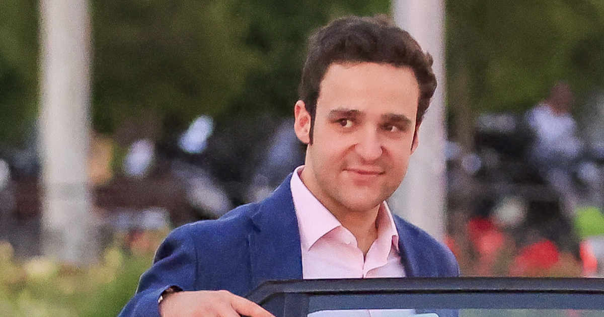 La prensa francesa se pronuncia sobre “la misteriosa” acompañante de ...