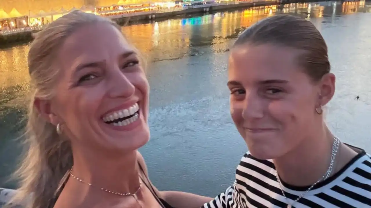 Laura Sánchez abre el álbum más íntimo de sus vacaciones con su hija ...