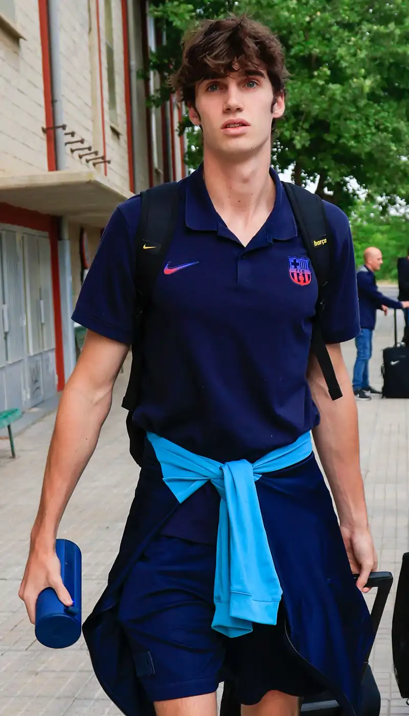 Tino de Grecia, elegido el más deseado entre los jóvenes príncipes del ...