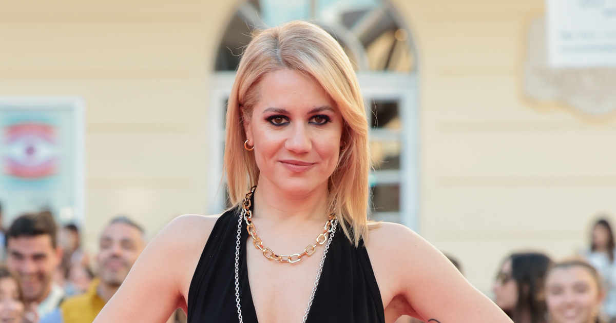 Separada del padre de su hijo y ex azafata de gasolinera: así es la ...