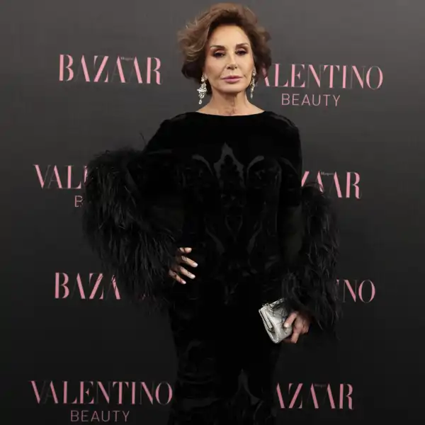 Naty Abascal (82 años): "Lo que jamás me salto es dormir y beber mucha ...