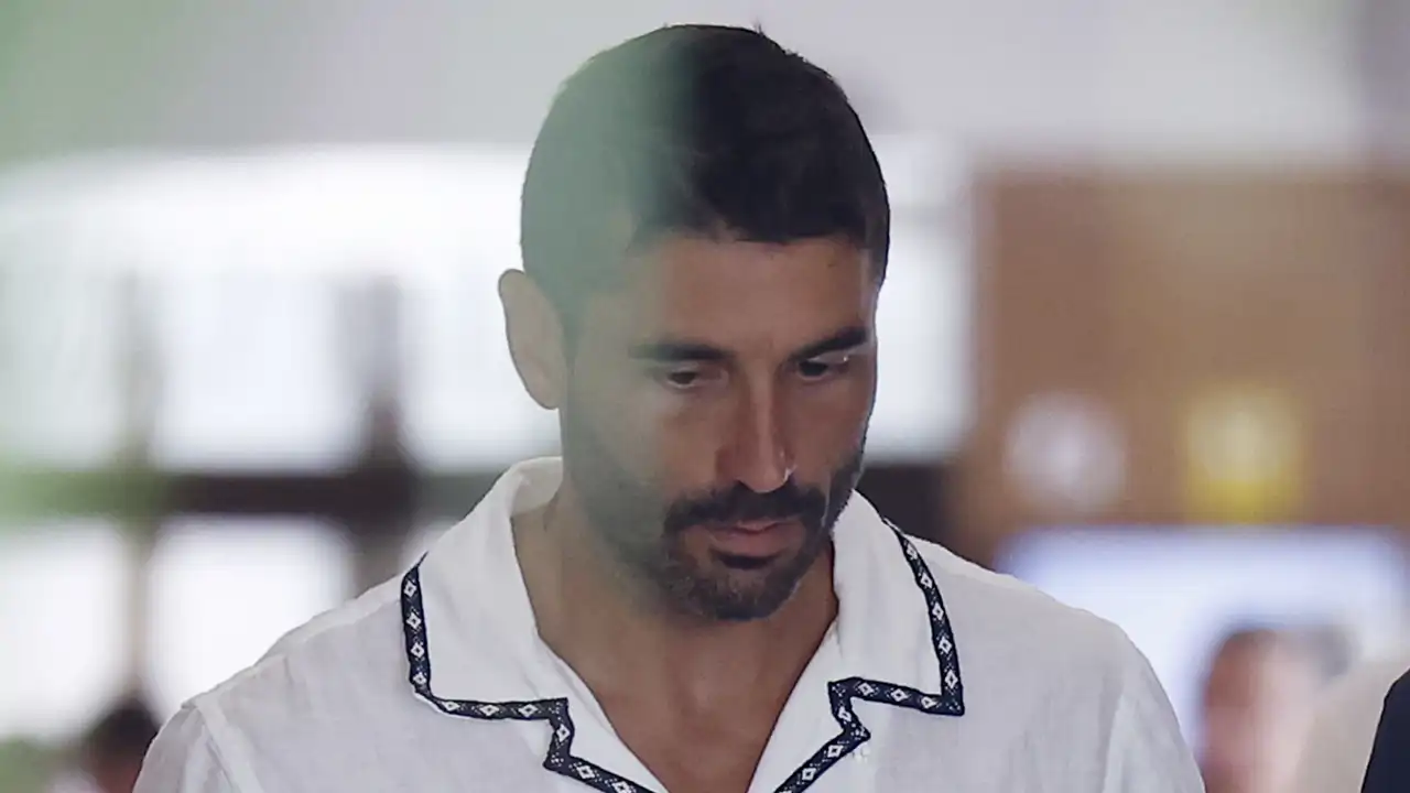Primeras imágenes de Álex García, exnovio de Verónica Echegui, en el ...