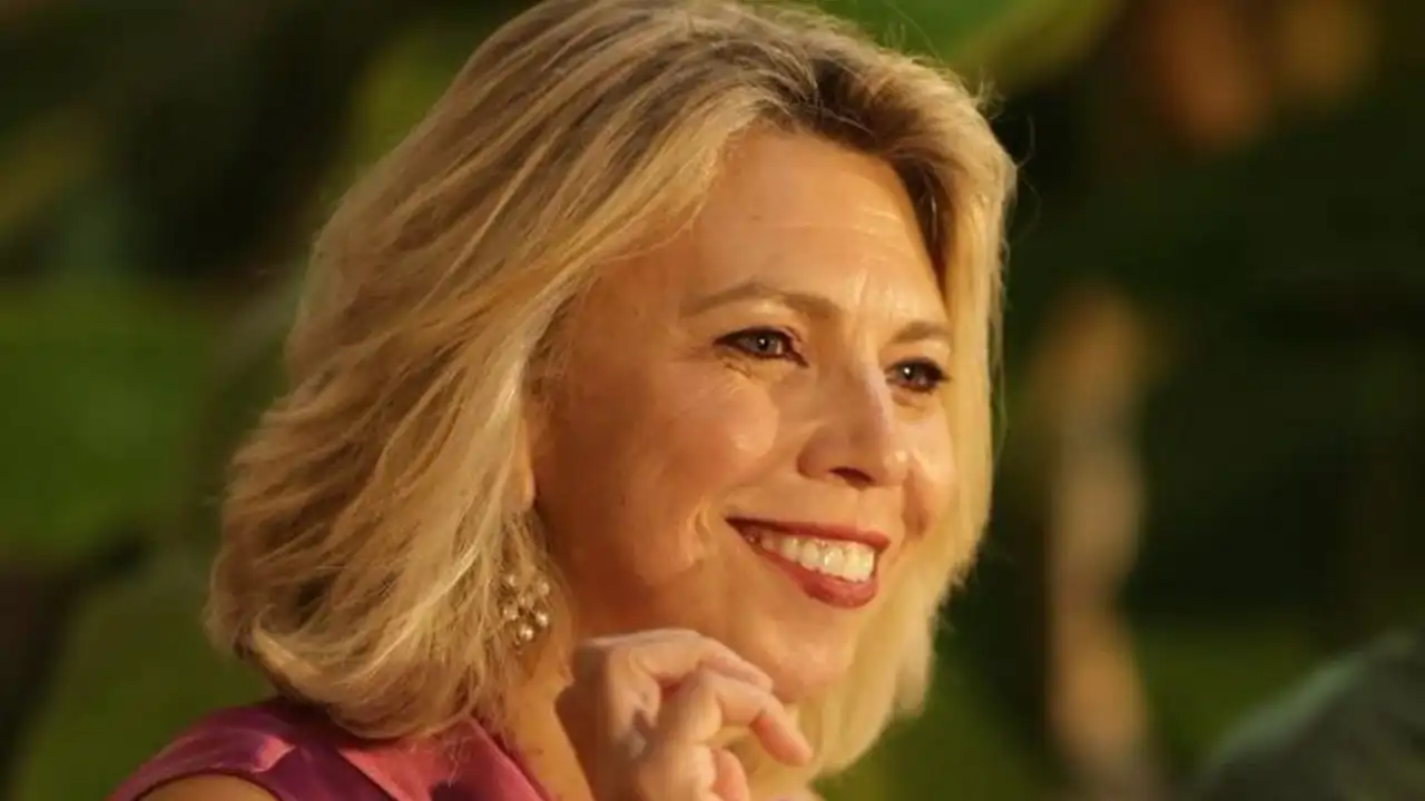 Marina Bernal presenta el libro ‘Rocío, 20 años contigo’ en un homenaje marcado por la presencia ...