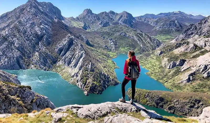 Sepultado por el agua y posteriormente reconstruido: así es Riaño, el ...