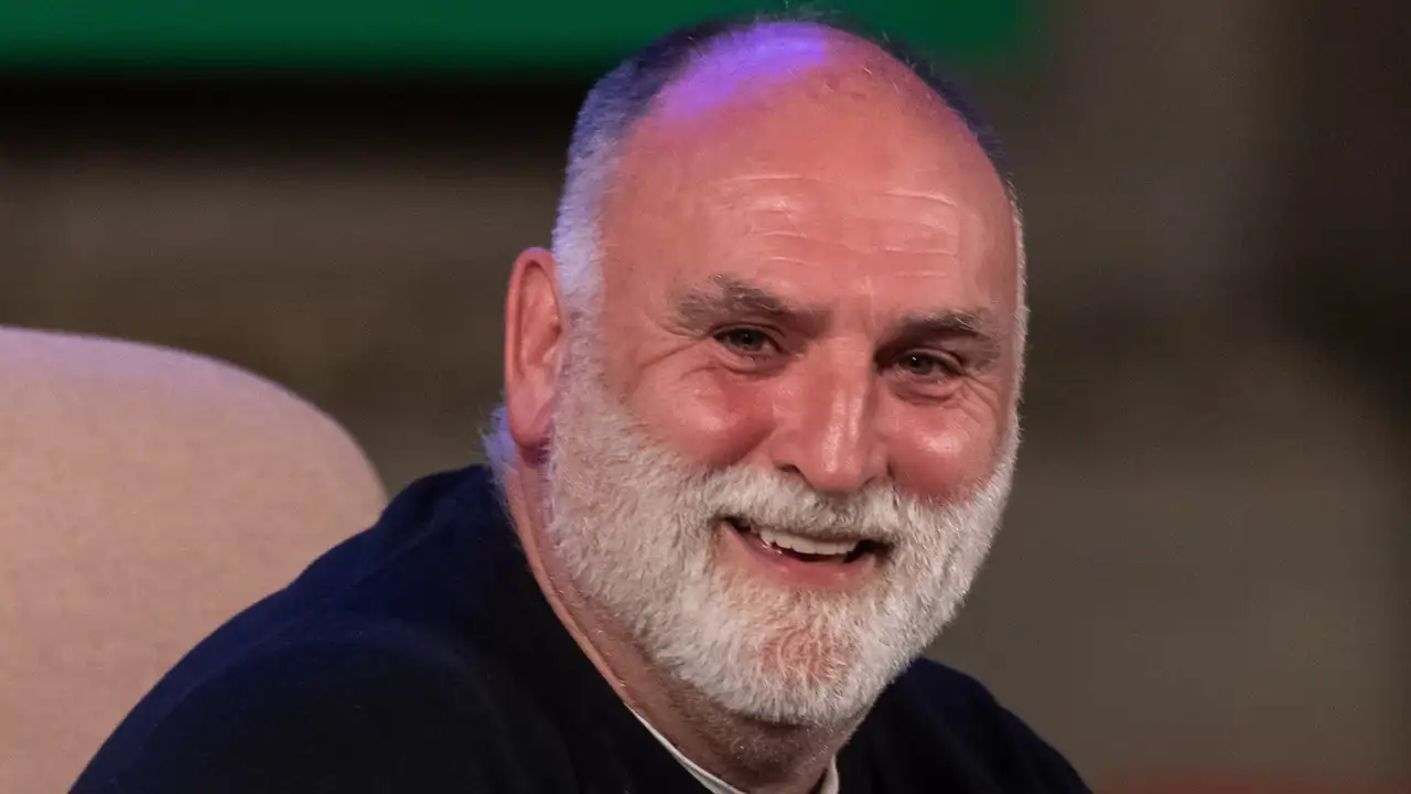 Chef José Andrés (56 años), sobre cómo hacer la tortilla viral ...