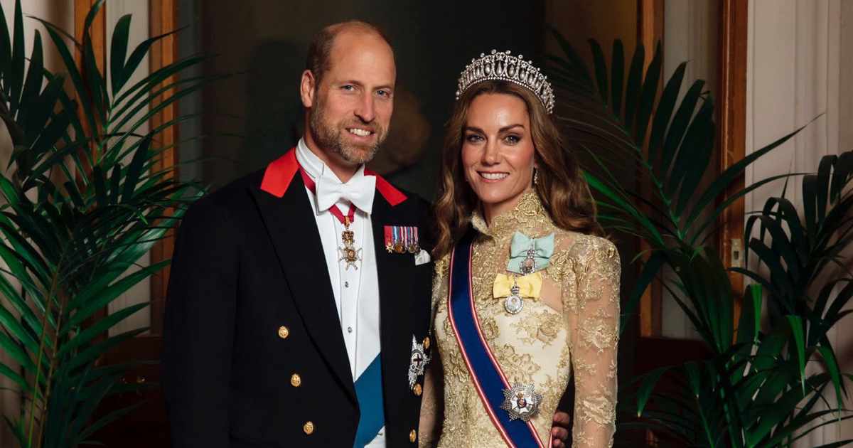 Kate Middleton deslumbra con un vestido de encaje dorado y la tiara ...