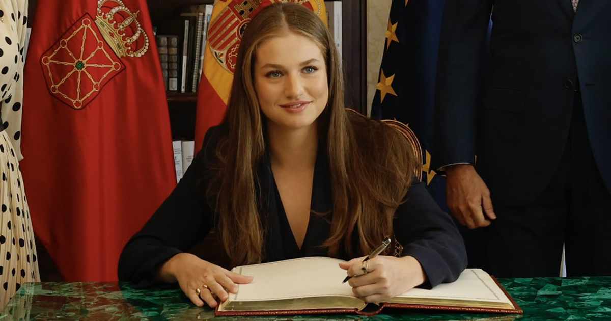 Una grafóloga concluye lo que la letra de la Princesa Leonor dice de ...