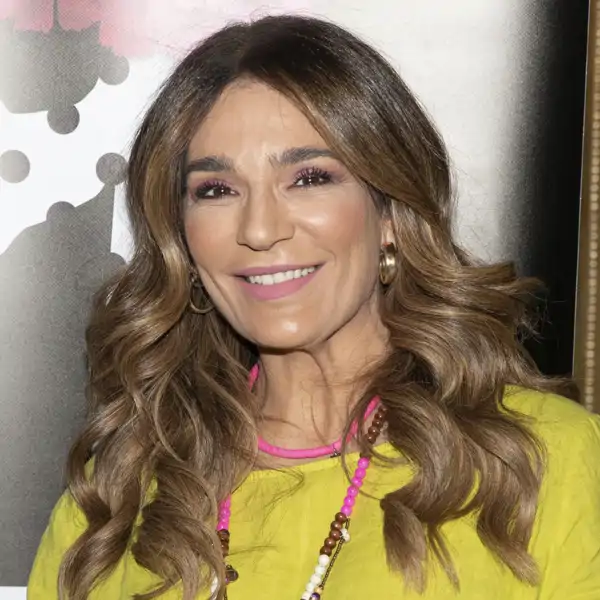 Raquel Bollo, muy emocionada ante su compromiso a los 50 años y el ...