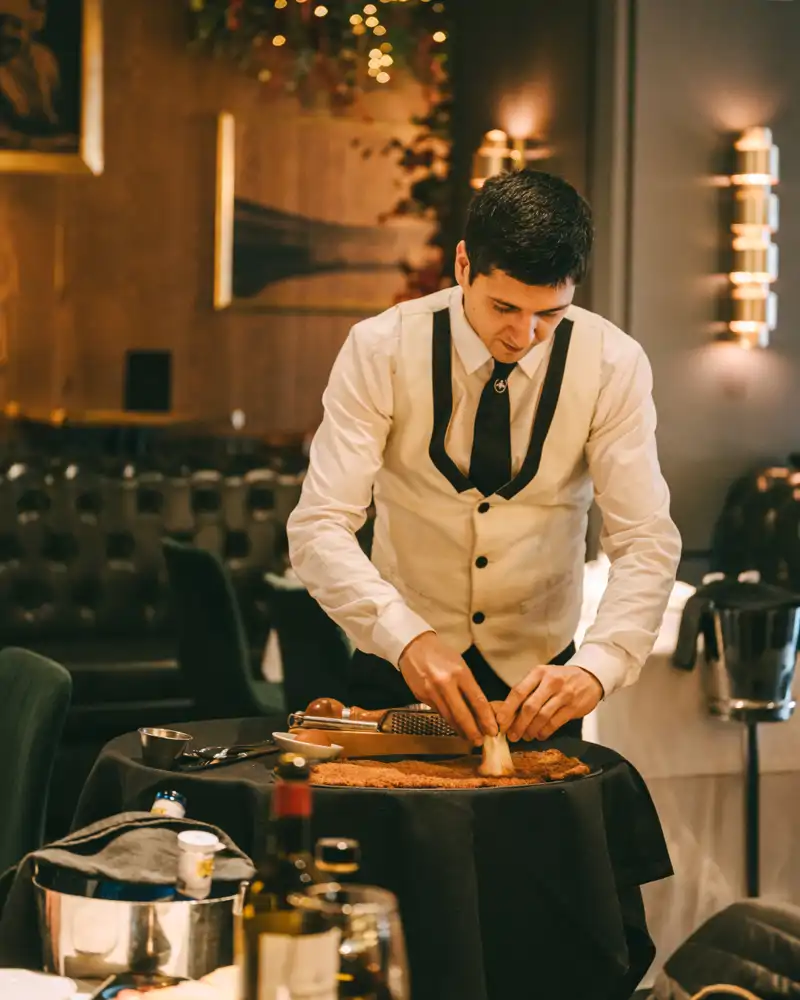 Juan Antonio Medina, Chef Ejecutivo de TATEL: "Para mí, la tortilla trufada muestra esa cocina ...