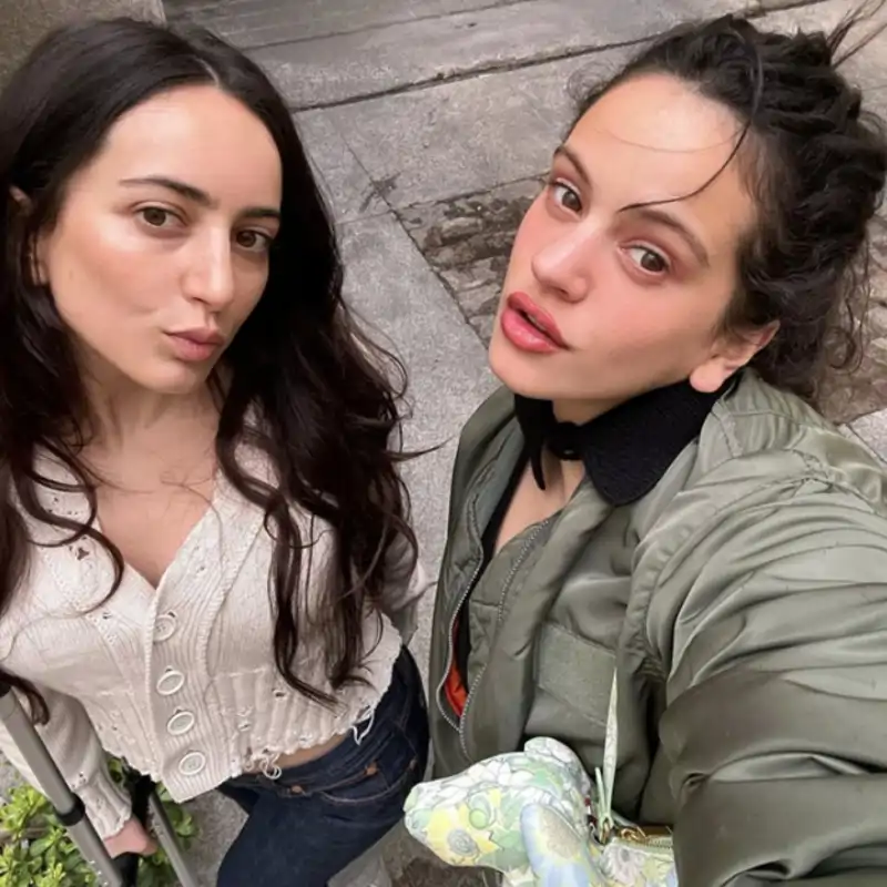 Los orígenes de Rosalía: el divorcio de sus padres, la figura de su hermana y el rechazo de ...