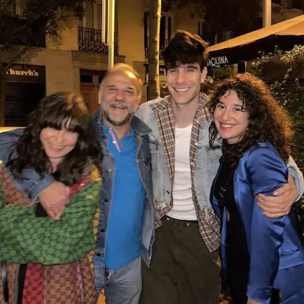 'Los Javis' posan, por primera vez juntos, ante los medios tras su ...