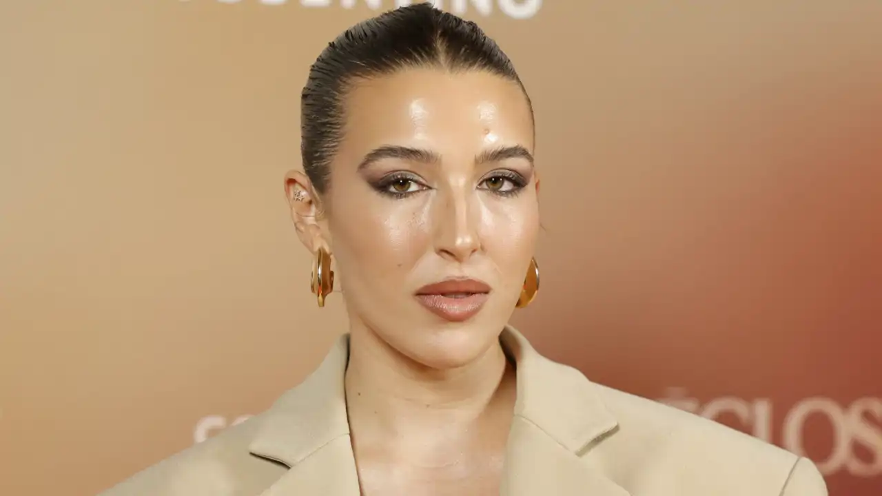 Alba Díaz sobre su nuevo colorete 'futurist blushmaker': '"Es gloria ...