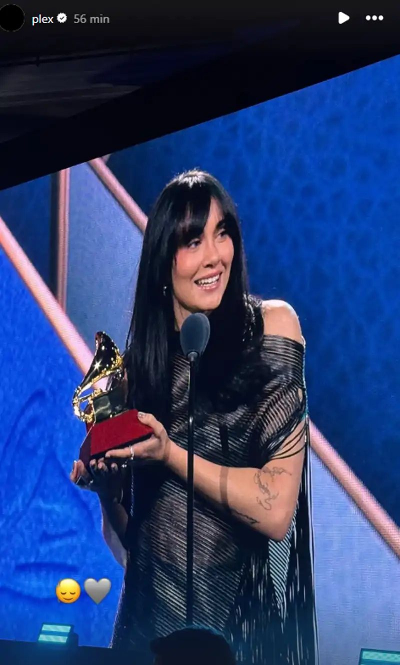 Aitana recibe su primer Grammy Latino: "Gracias a mi novio Plex, que lo ...