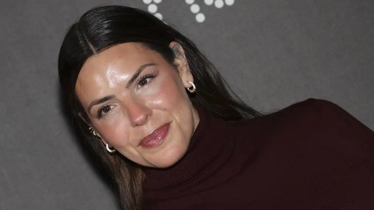 De las transparencias de María Pombo al jersey de cuello alto de Laura ...