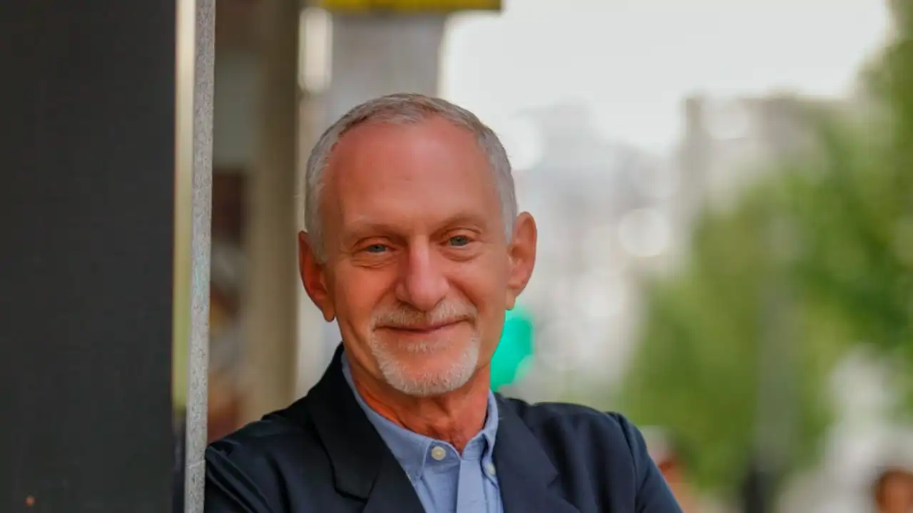 Robert Waldinger, experto en felicidad de Harvard: “La curiosidad hace ...