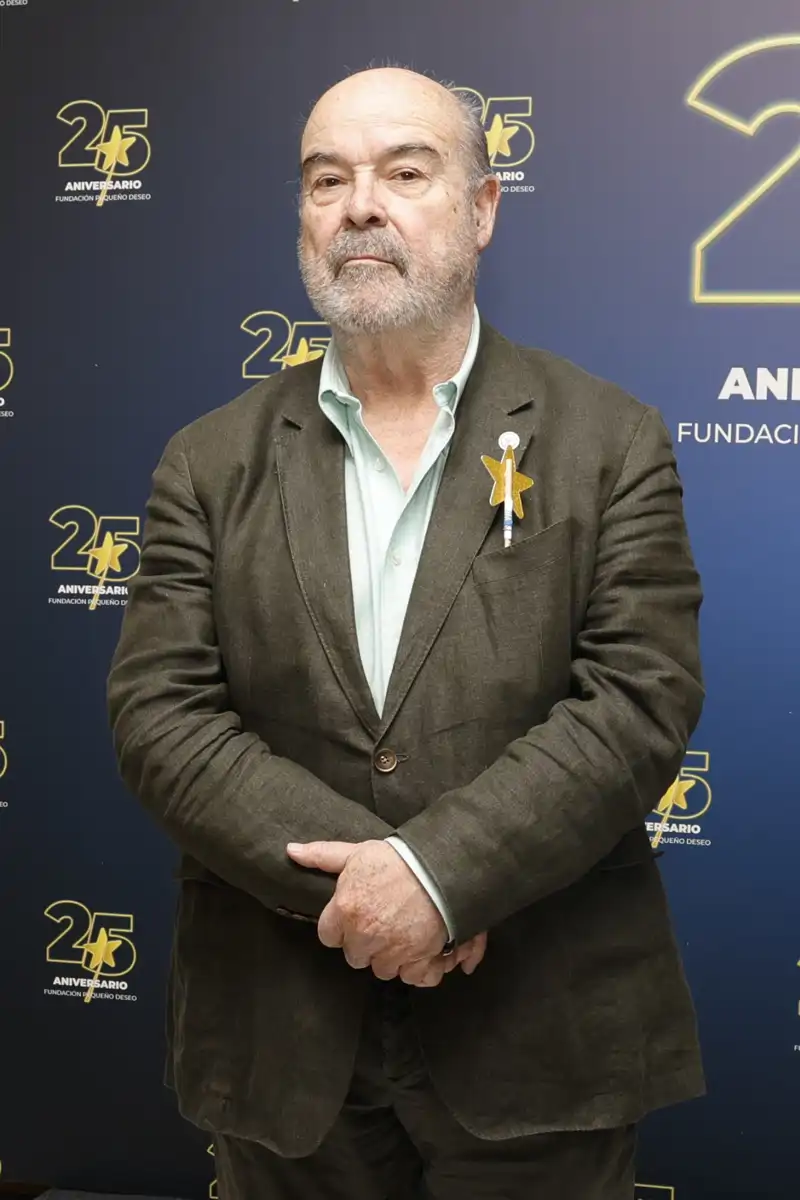 Antonio Resines, ingresado en la UCI: "Afortunadamente, ya ha sido dado ...