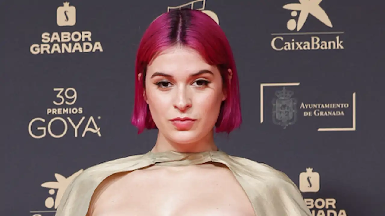 Así es la vida actual de Dora Postigo, hija de Bimba Bosé: actriz, camarera y participante de ...