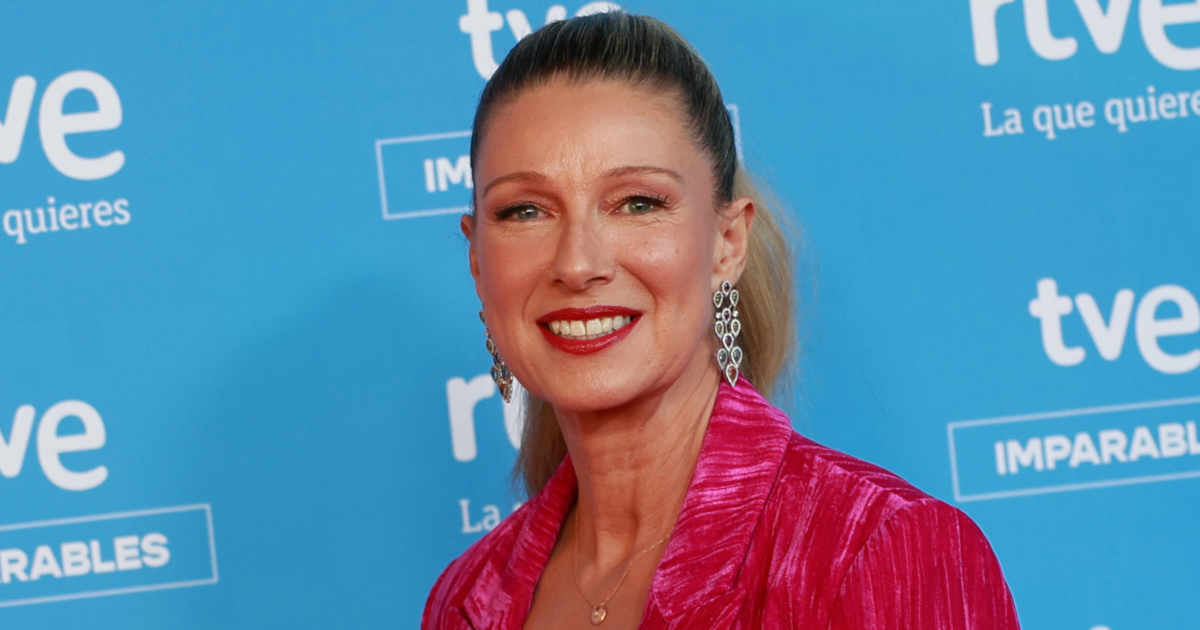 Anne Igartiburu (56 años), sobre su infancia: "Nunca olvidaré la niña ...