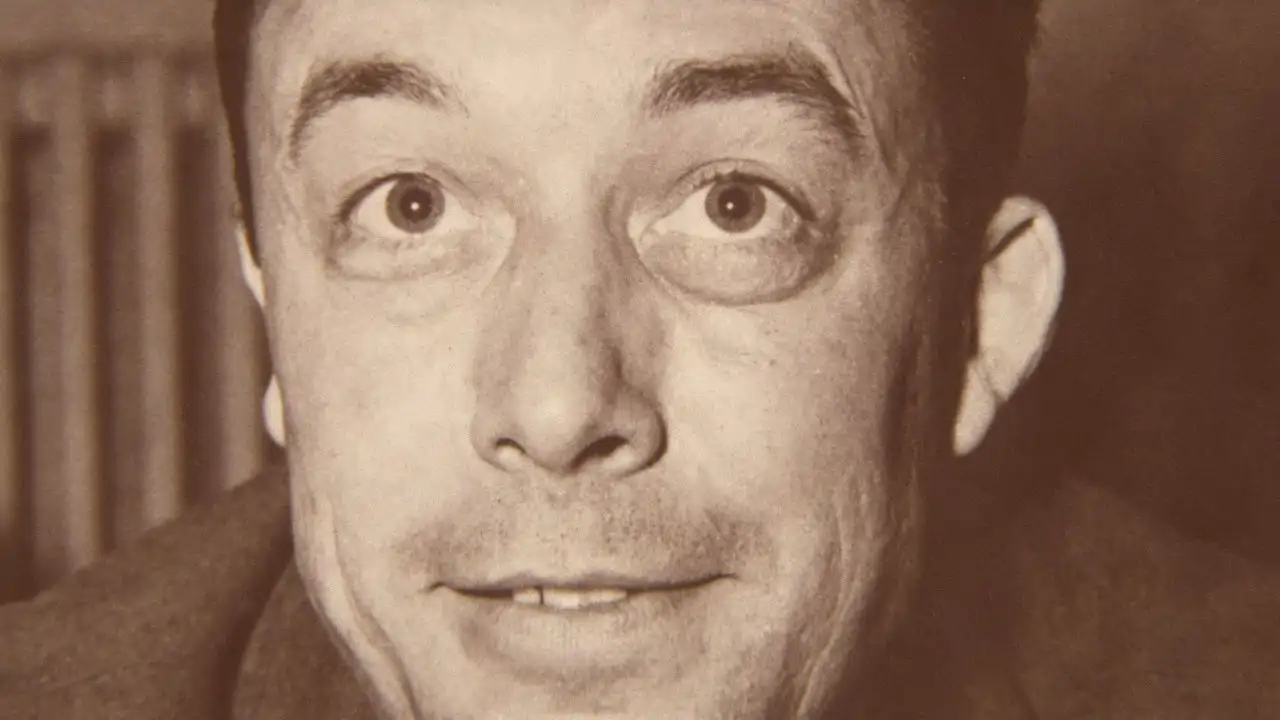 Albert Camus, filósofo del absurdismo: "El error consiste en creer que ...