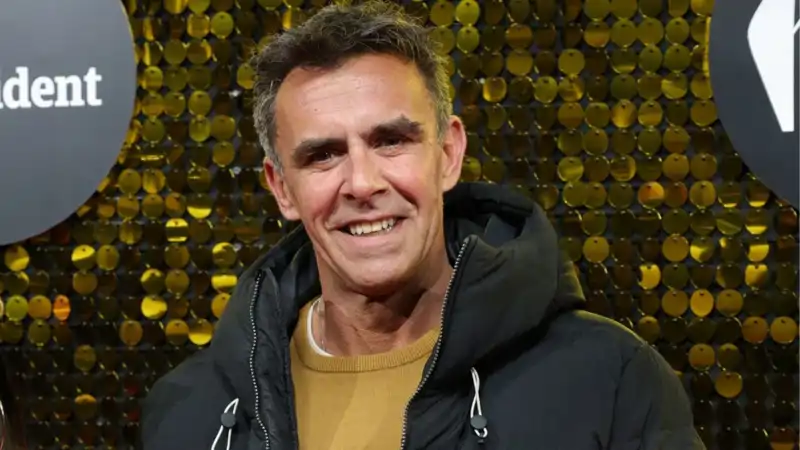 Alonso Caparrós (55 años), sobre su infancia: "Jugaba con mi padre al ...