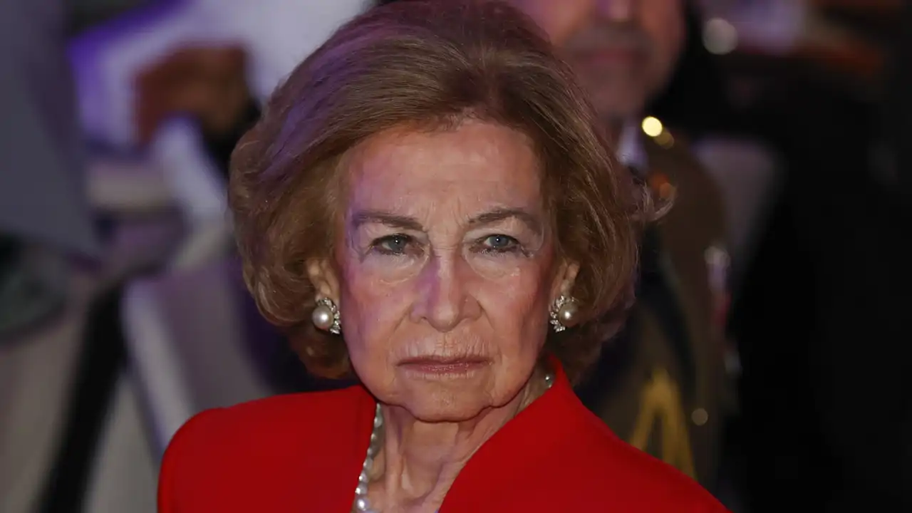 La Reina Doña Sofía, muy preocupada ante el delicado estado de su ...