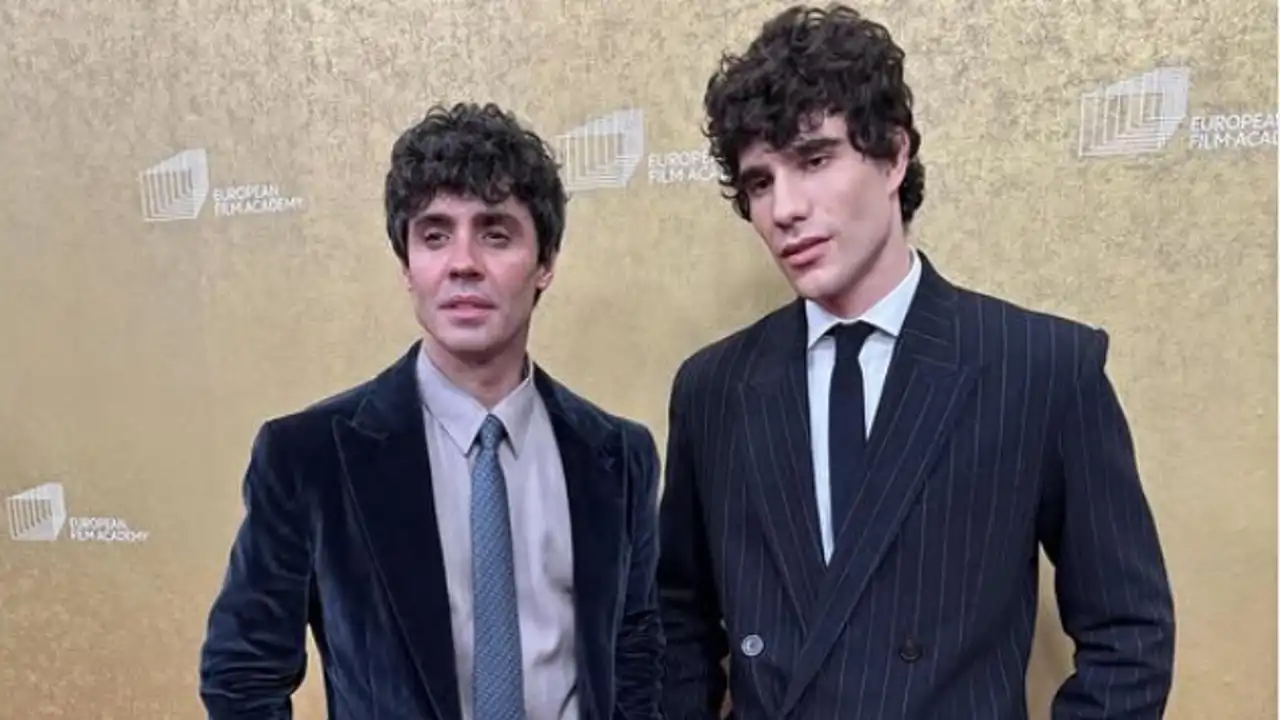 'Los Javis' posan, por primera vez juntos, ante los medios tras su ...