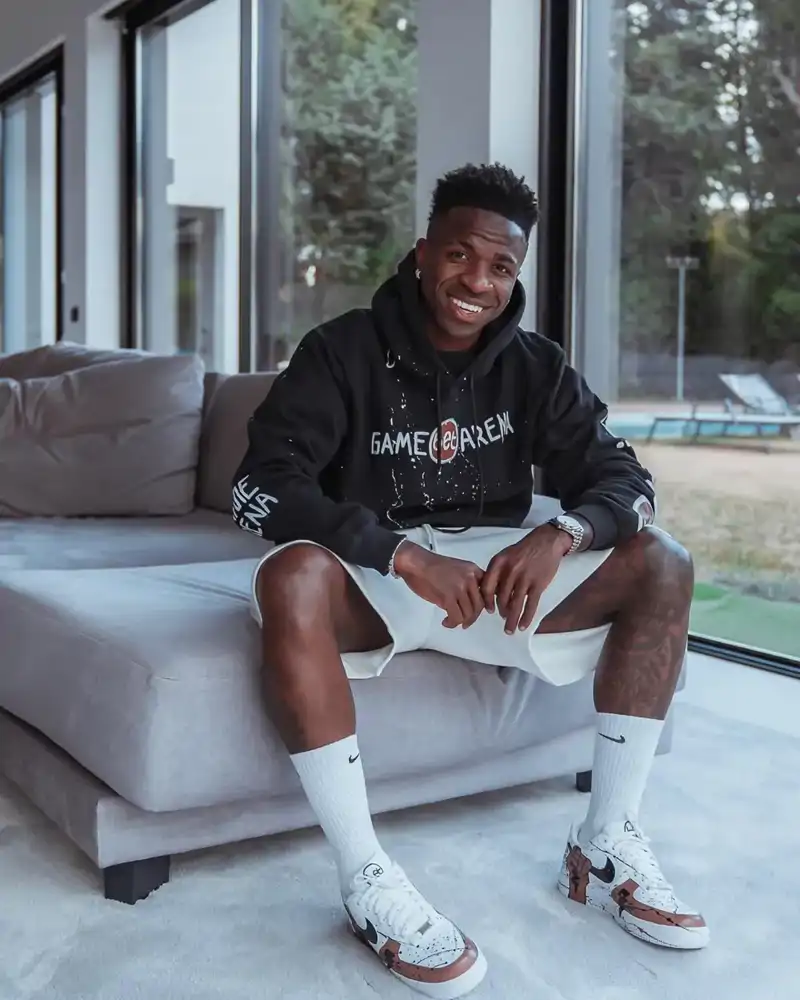 Vinicius Jr. abre las puertas de su espectacular casa en La Moraleja ...