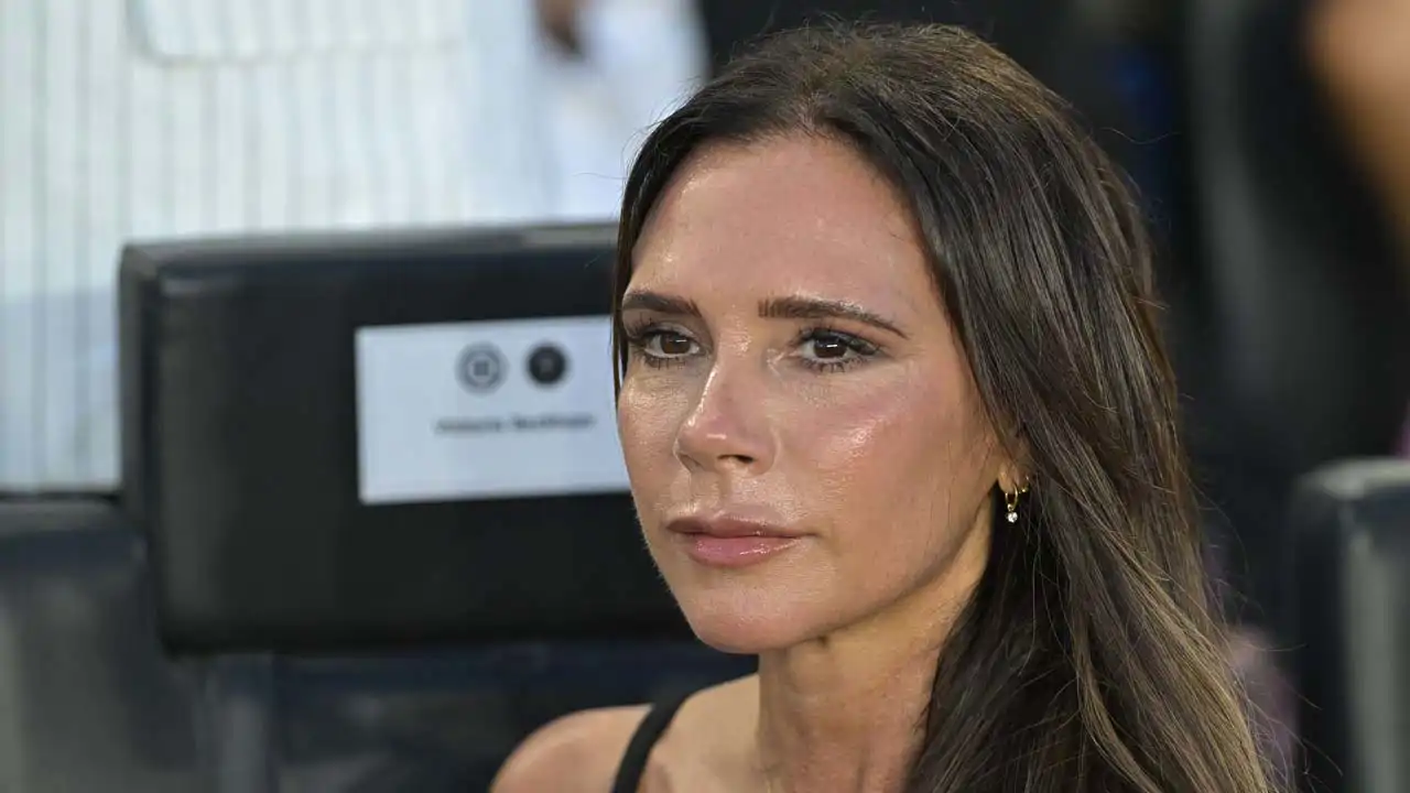 Victoria Beckham (51 años): "Desayuno dos cucharadas de vinagre de ...