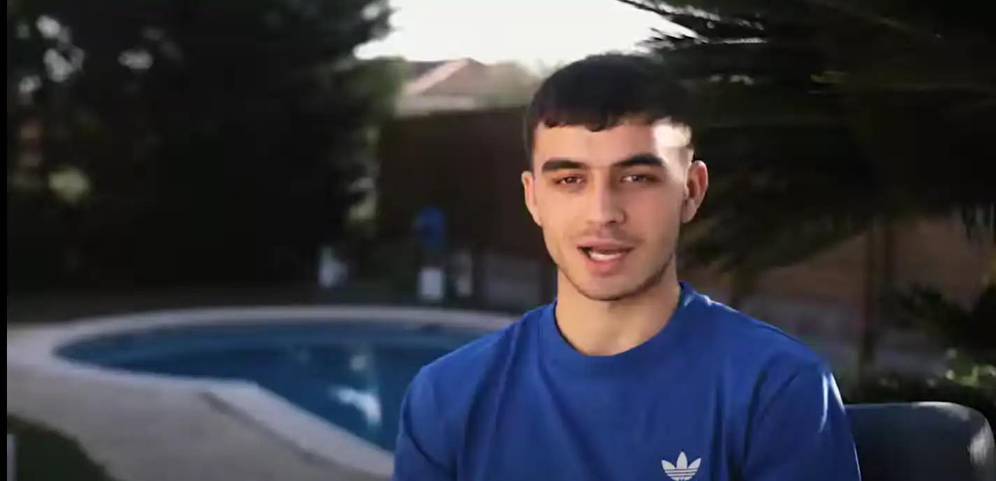 Pedri, jugador del FC Barcelona, abre las puertas de su impresionante ...