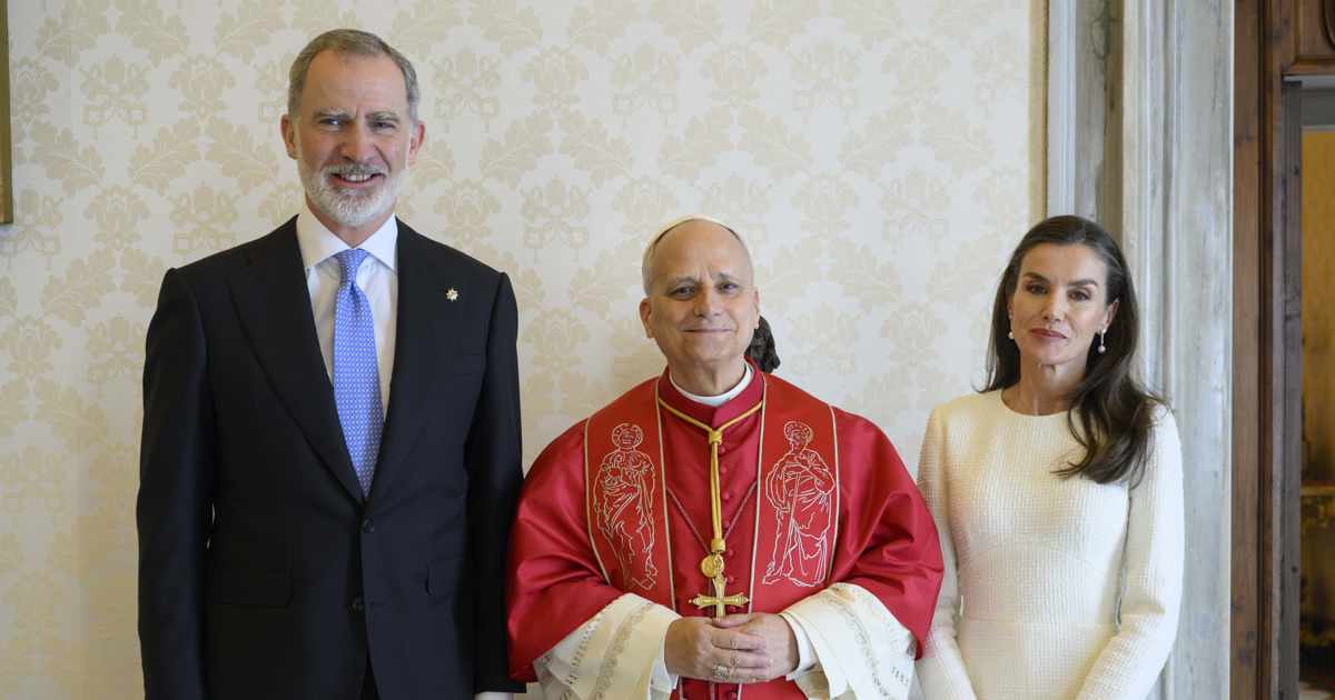 Tres escenarios e intercambio de obsequios: el encuentro de los Reyes ...