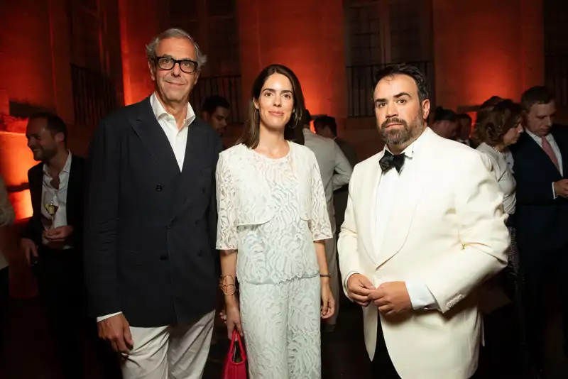 Sofía Palazuelo desempolva el traje del diseñador favorito de Máxima de ...