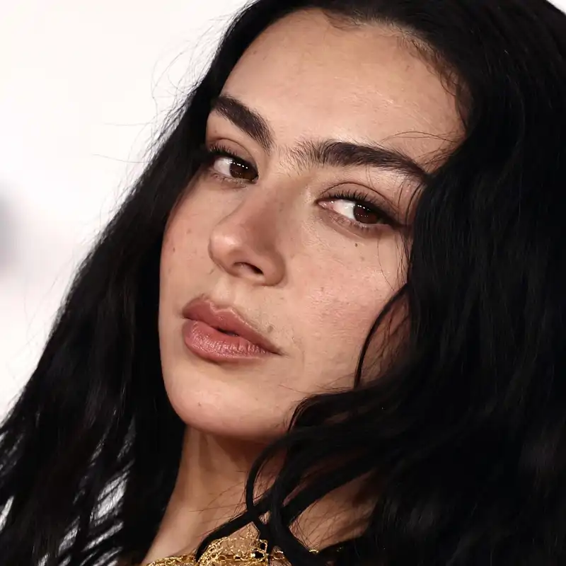 Messy Makeup: la tendencia de maquillaje que ya llevó Kate Moss en los ...