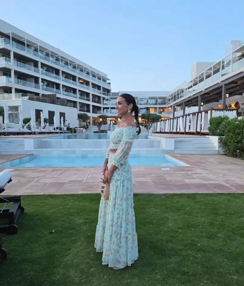 Paula Echevarría conquista Menorca con el conjunto boho con nido de ...