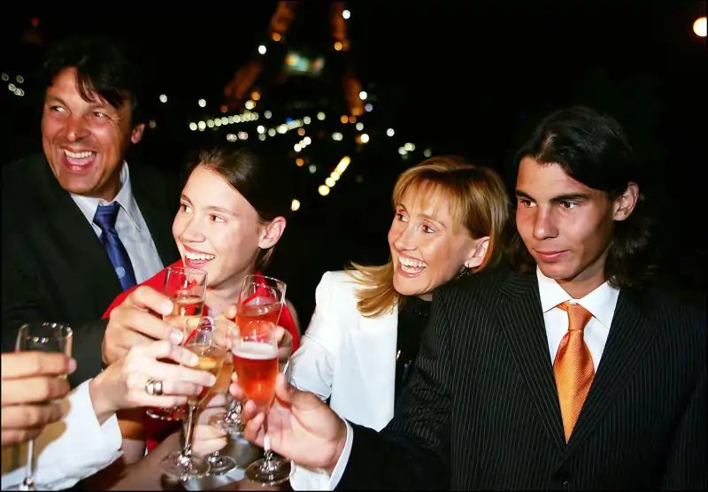 Rafa Nadal (40 años): "Tuve la suerte de crecer en una familia bien ...